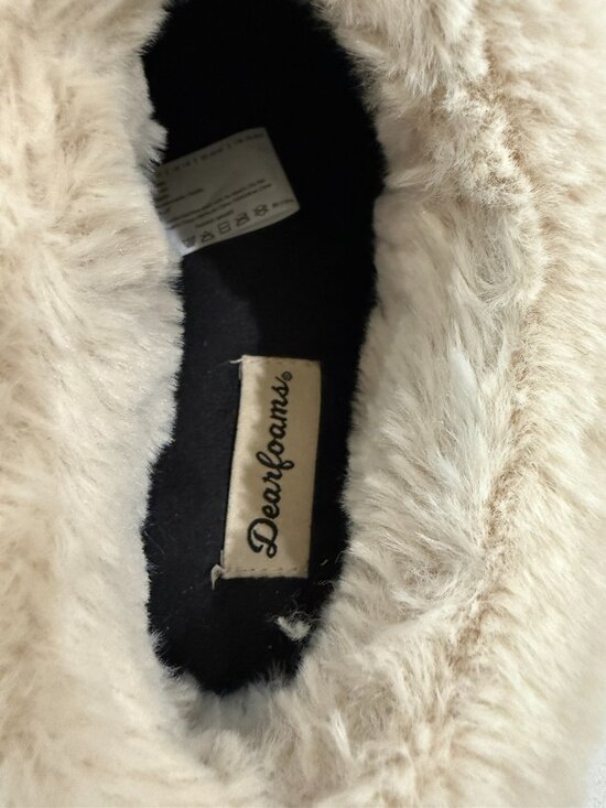 dearfoams | Shoes | Dearfoam Womens Fuzzy Moc Toe Slippers Us 9 | Poshmark